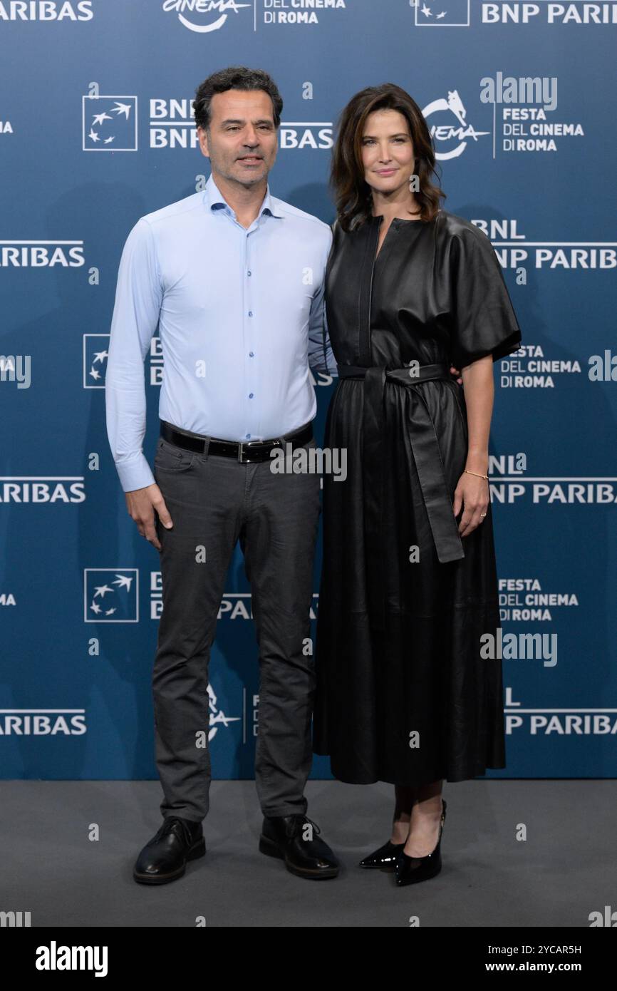 Jason Buxton director and Cobie Smuders attends the Photocall of the ...