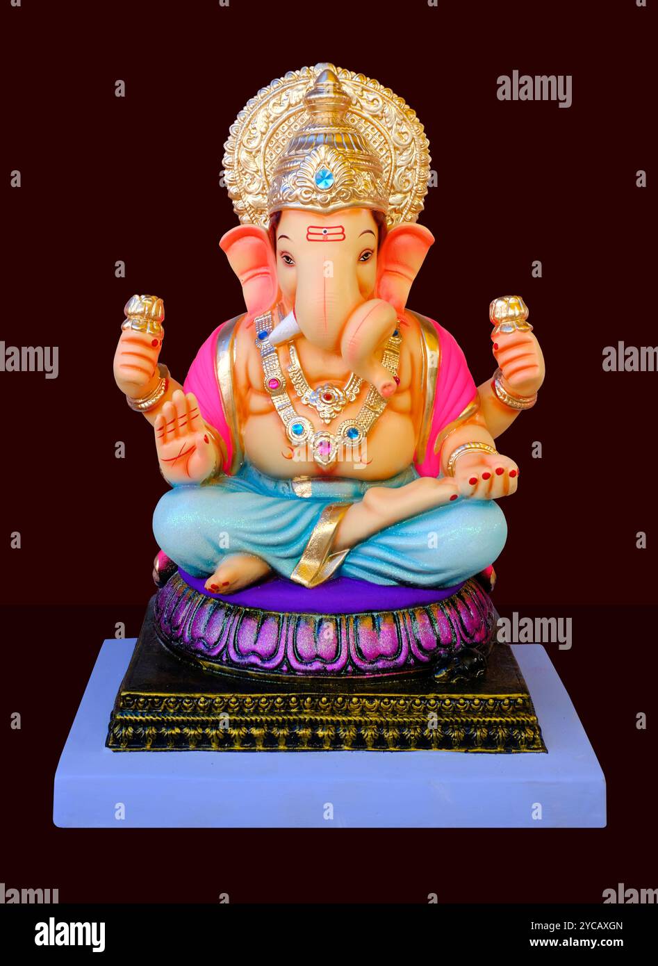 Ganesh sculpture, Lord Ganpati, Ganesha on colourful Background ...
