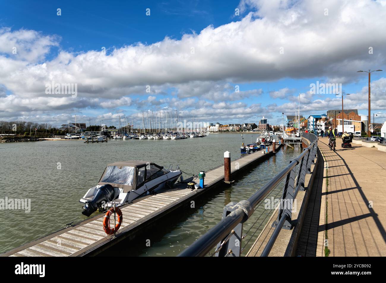 The River Arun and waterfront at Littlehampton on a sunny autumnal day ...