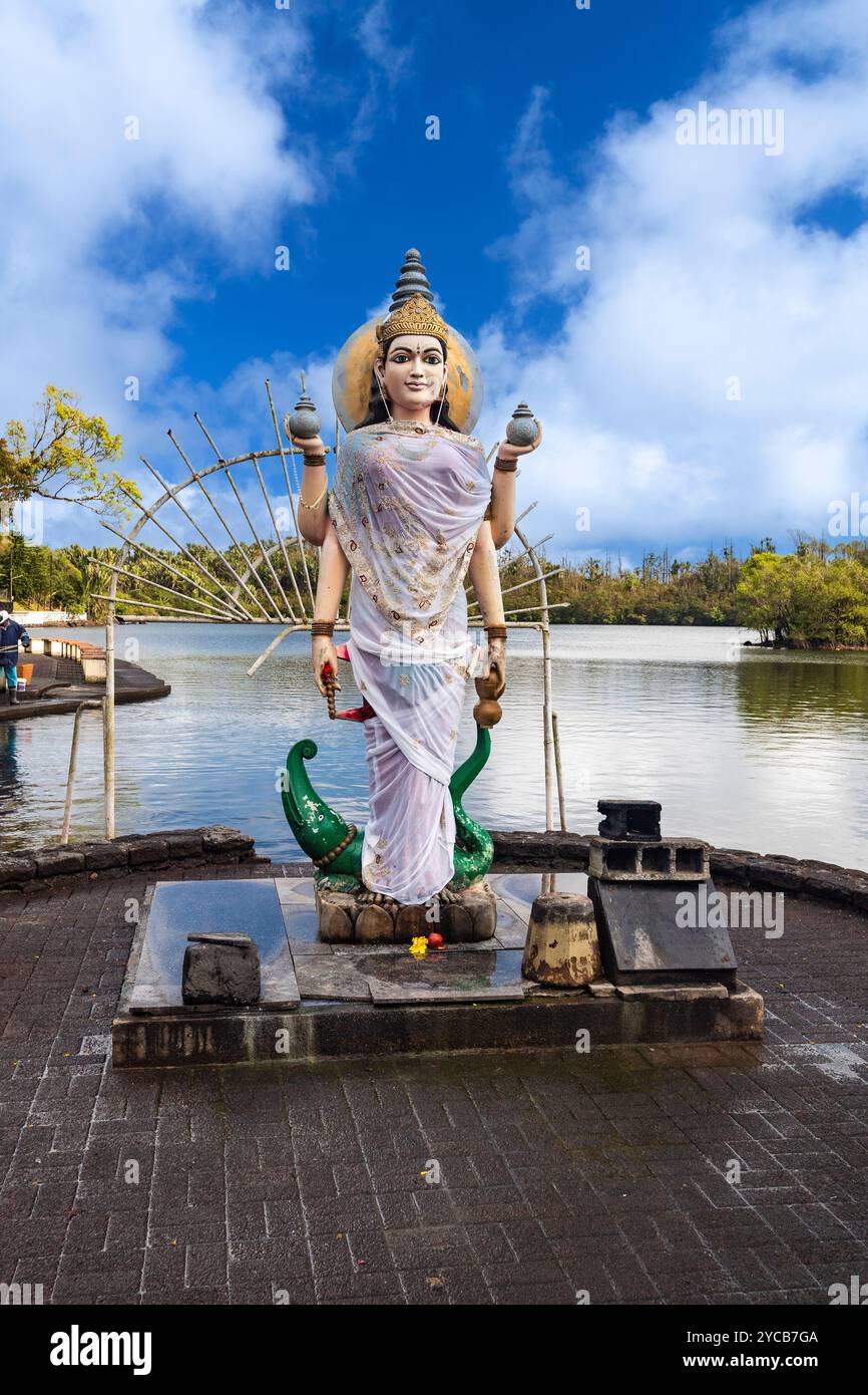 Goddess Parvati. Hindu temple, holy lake, Grand Bassin, Ganga Talao ...
