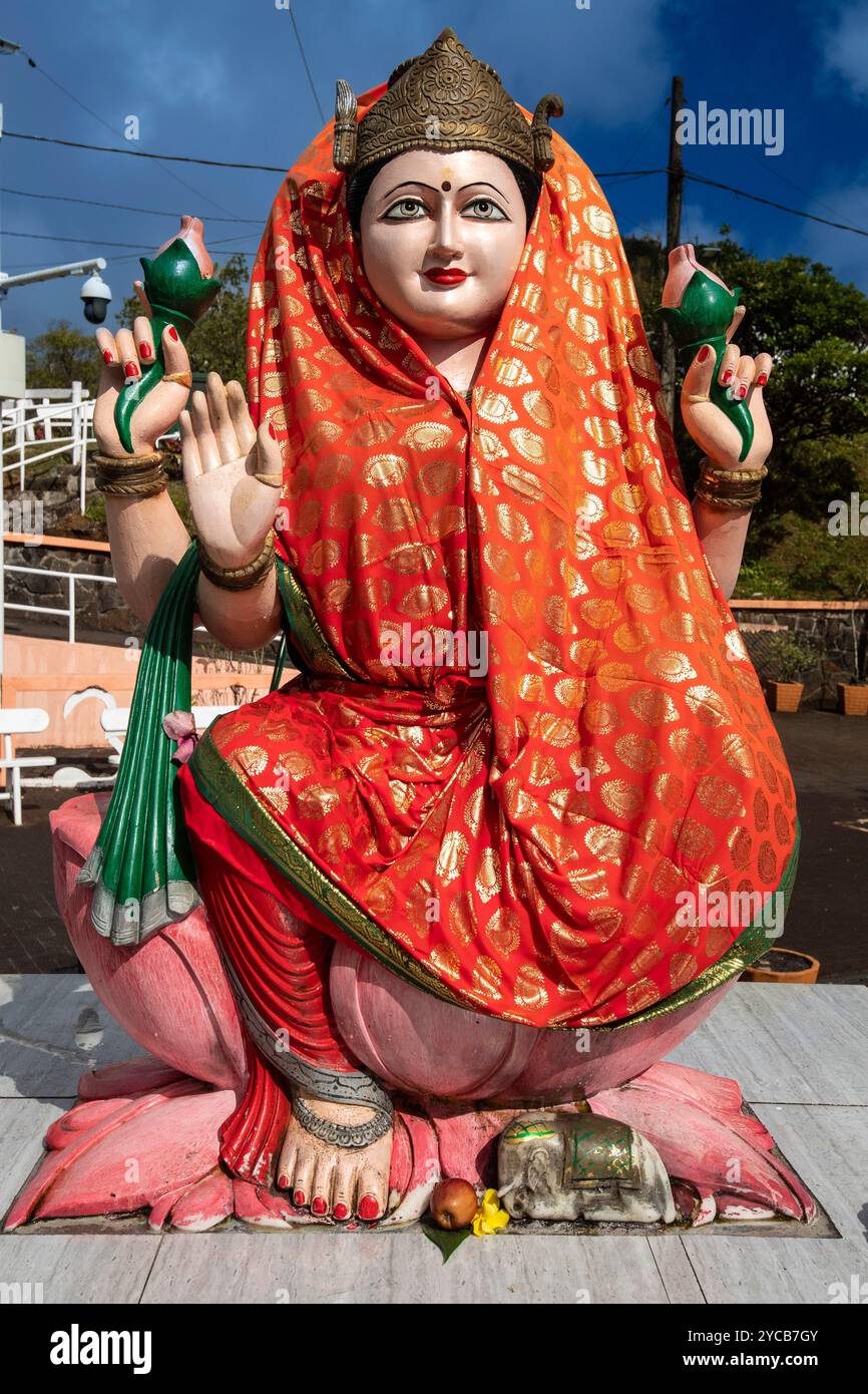 goddess, Mahalaxmi, Hindu temple, holy lake, Grand Bassin, Ganga Talao ...