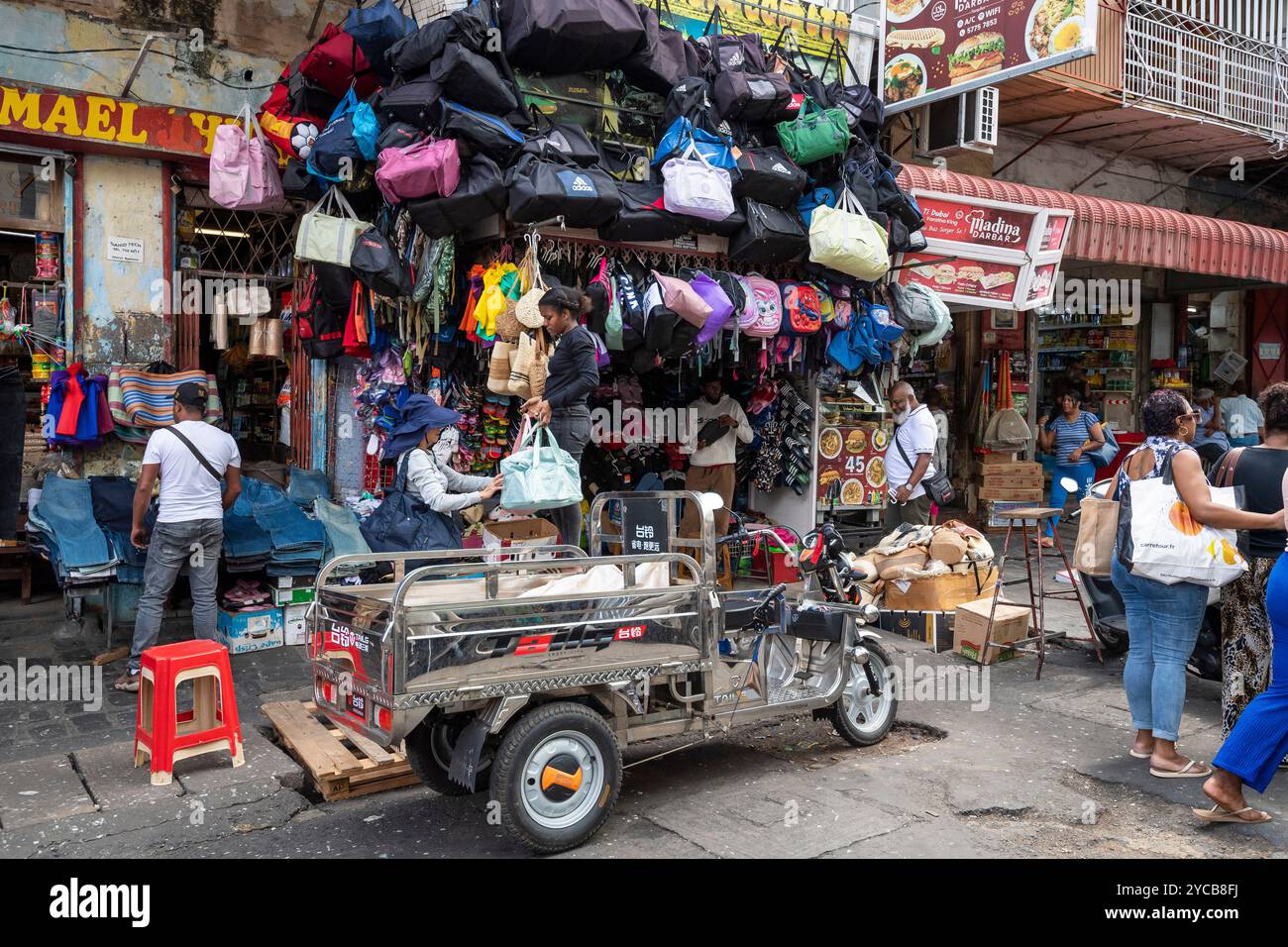 typical shops, old town, Port Louis, Indian Ocean, island, Mauritius ...