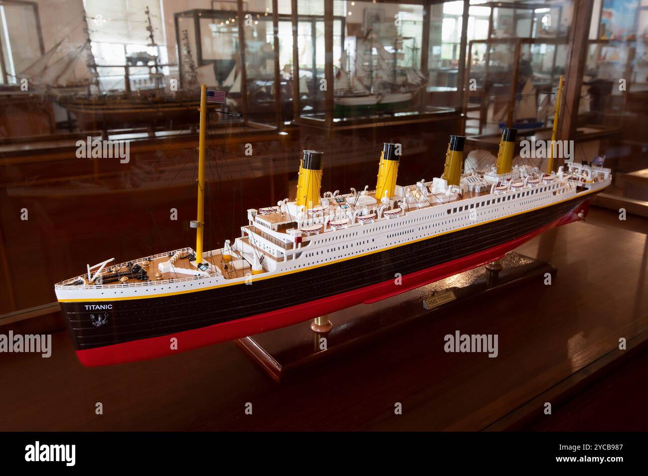 "true-to-original ship models, exhibition, sale, workshop, ""Historic ...
