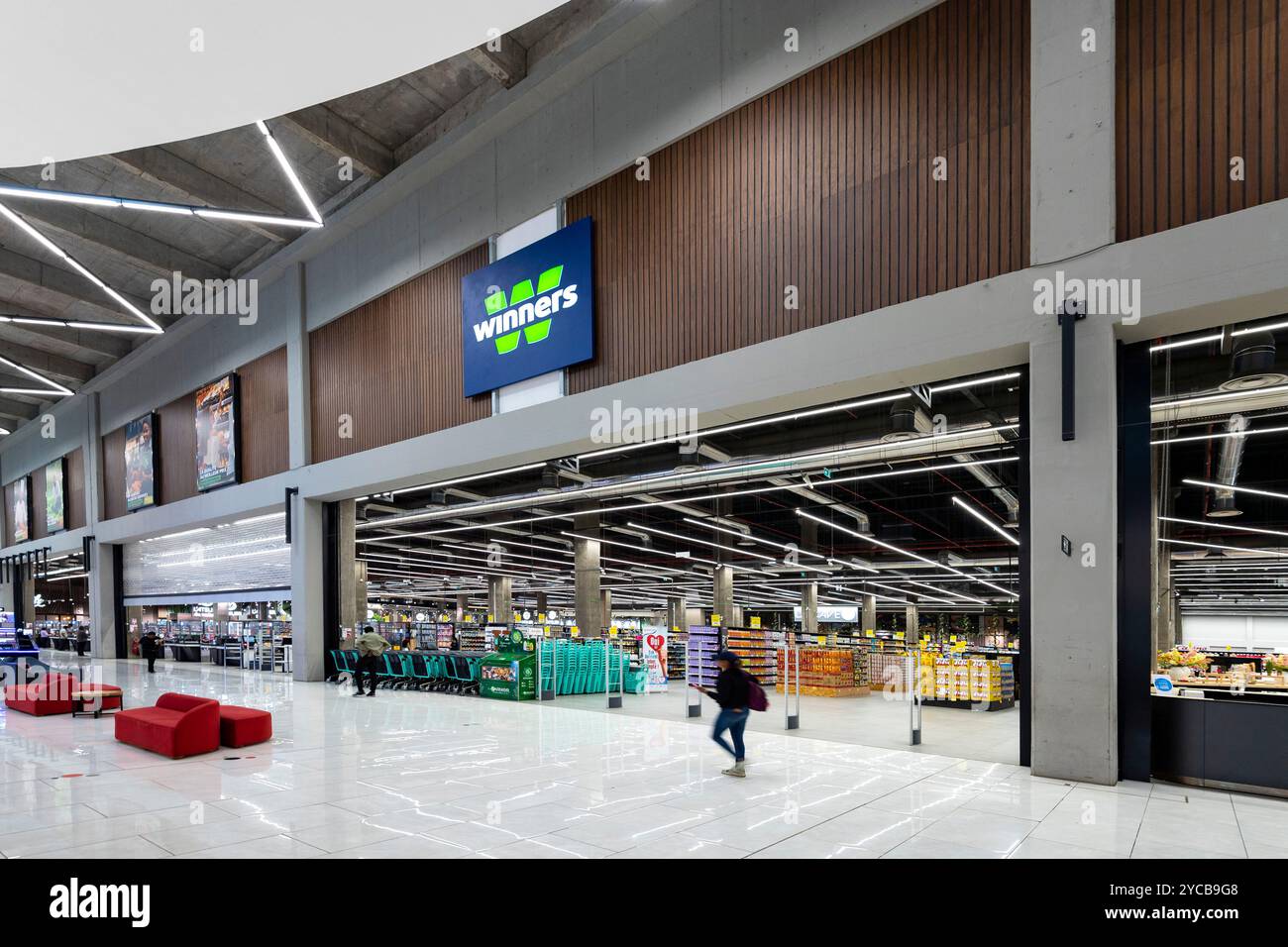 Winners supermarket, Tribeca Mall, shopping center, huge, gigantic ...