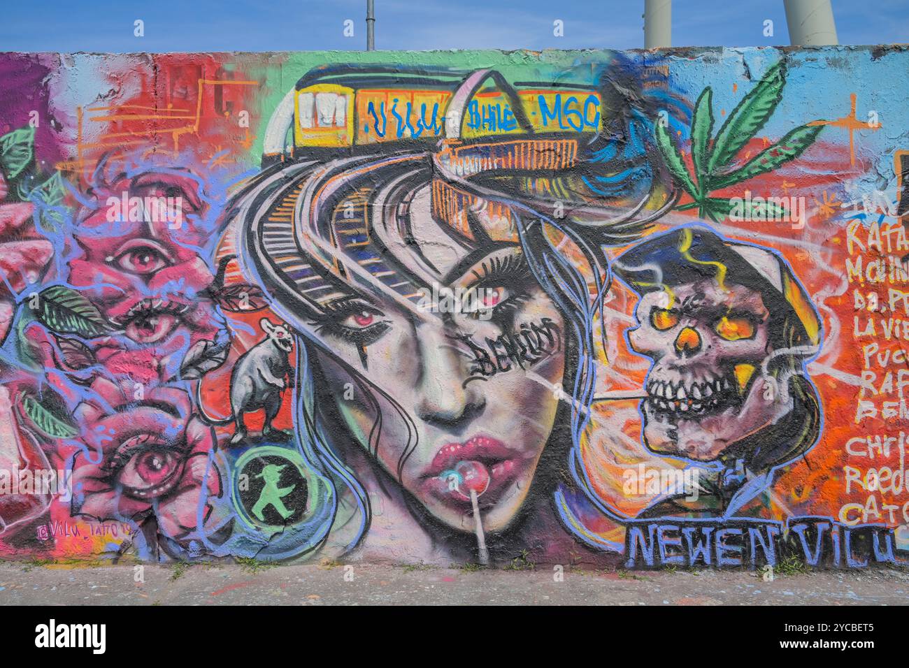 Graffiti in mauerpark berlin hi-res stock photography and images - Alamy