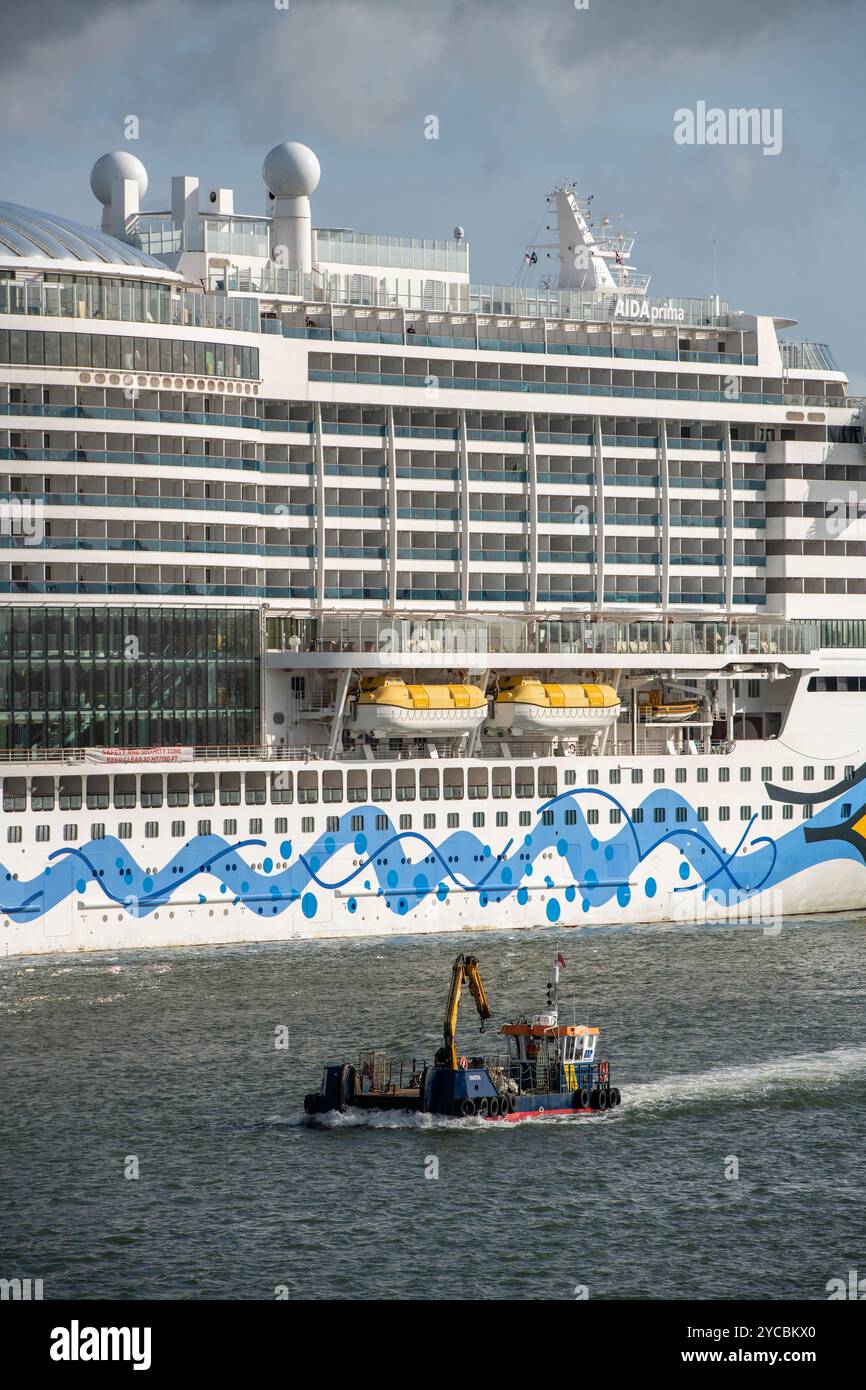 associated British ports ABP harbour master Southampton port services ...