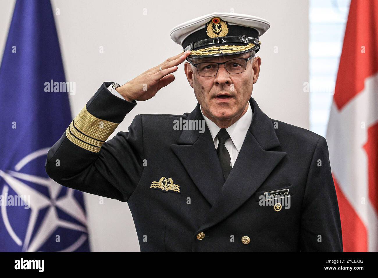 Einweihung des maritimen tacktischen Hauptquartiers für die NATO in ...