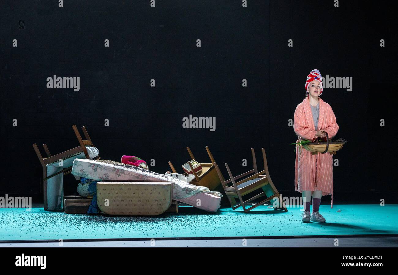 Rowan pierce hi-res stock photography and images - Alamy