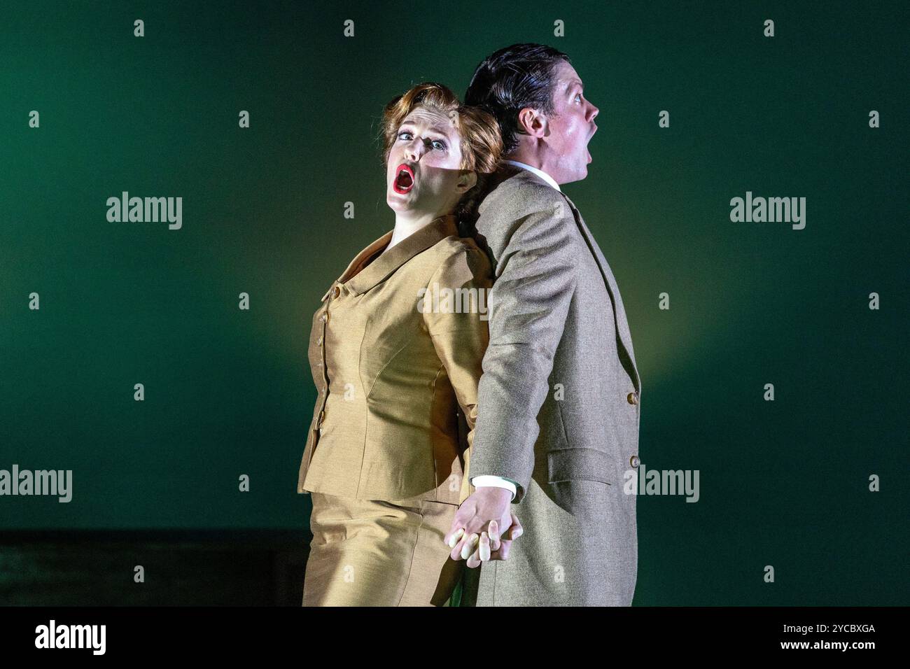 Sam neill wife hi-res stock photography and images - Alamy