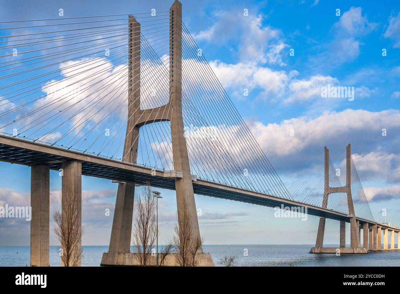 The impressive Vasco da Gama bridge stretches across the Tagus River ...