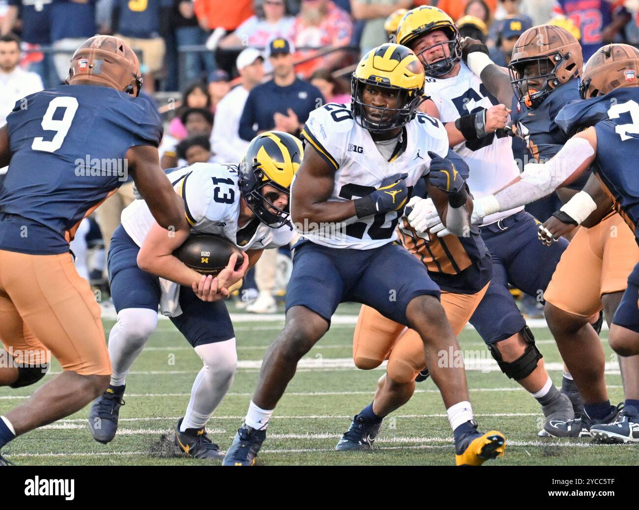 CHAMPAIGN, IL - OCTOBER 19: Illinois right outside linebacker Seth Coleman (9) gets ready to ...