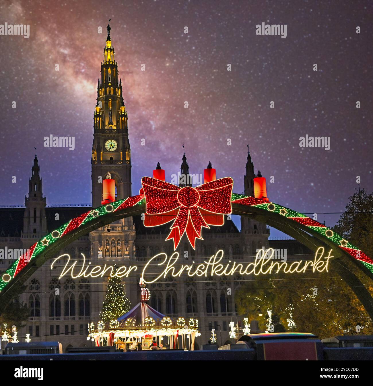 Christmas market on Rathausplatz in Vienna Austria Stock Photo - Alamy