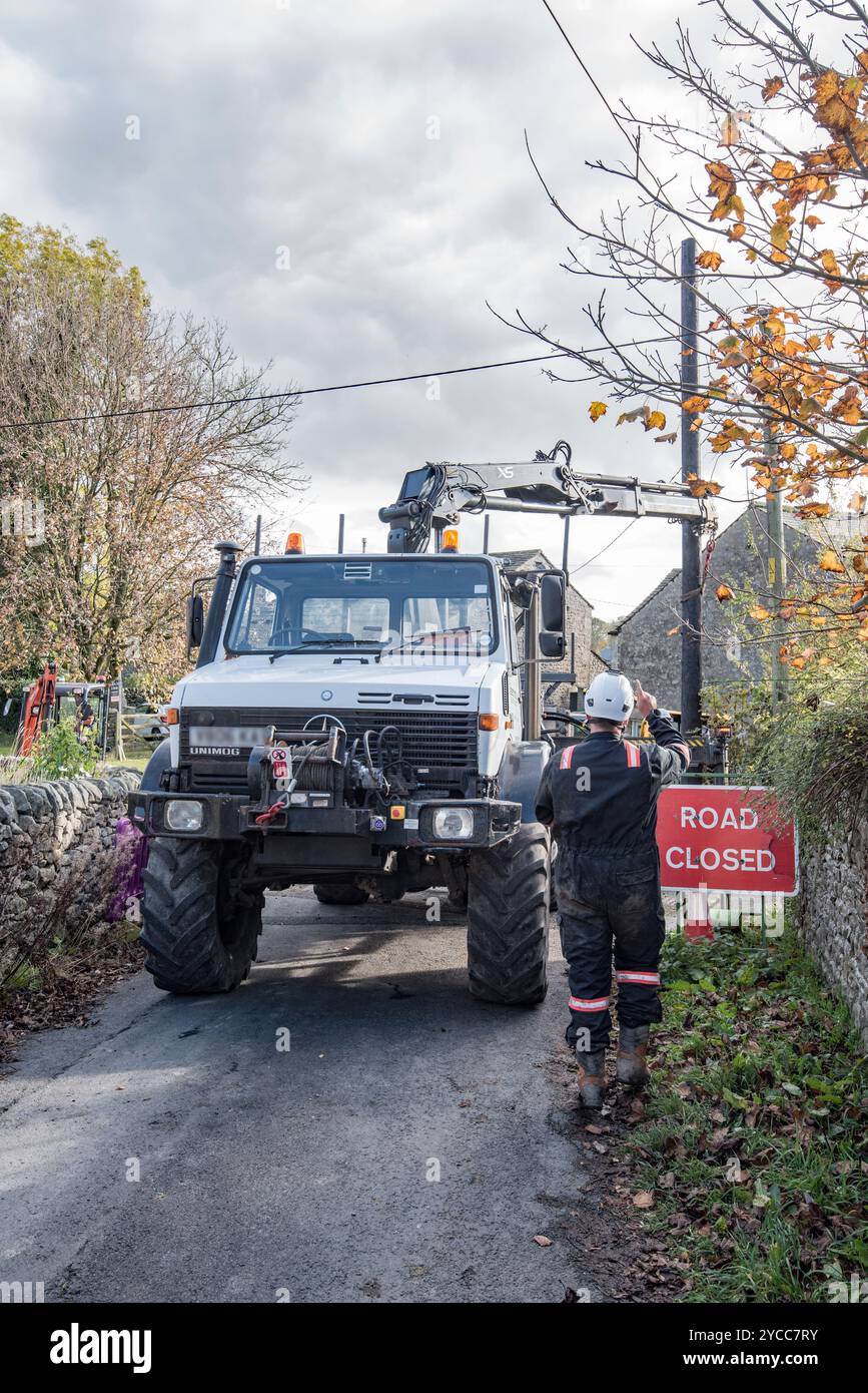 Extreme off road unimog mercedes benz trucks hi-res stock photography ...