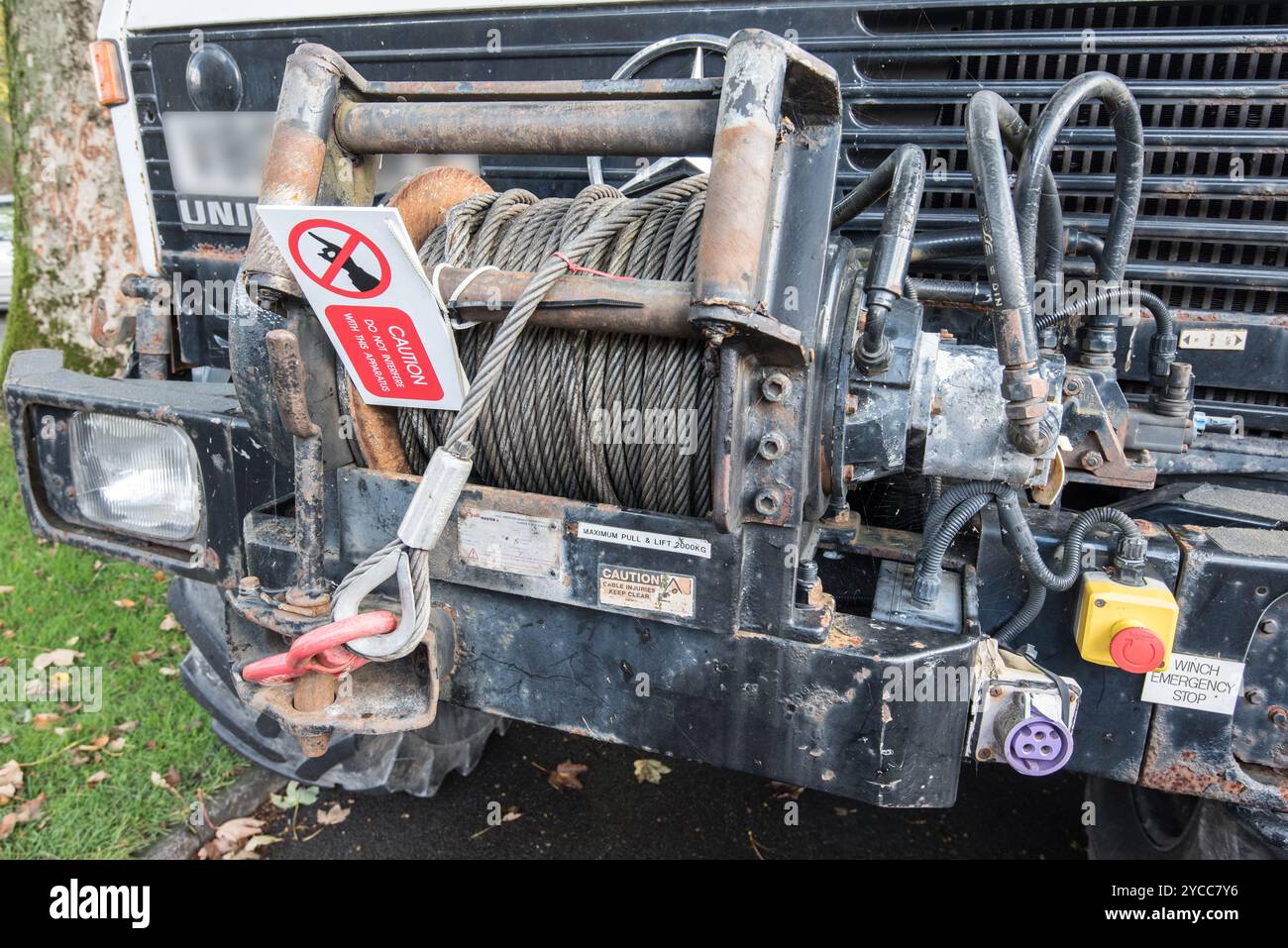 Unimog winch hi-res stock photography and images - Alamy