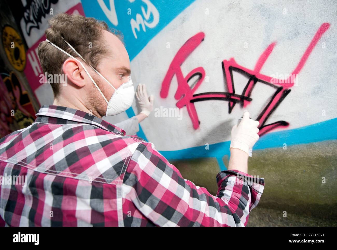 Designing graffiti tag hi-res stock photography and images - Alamy