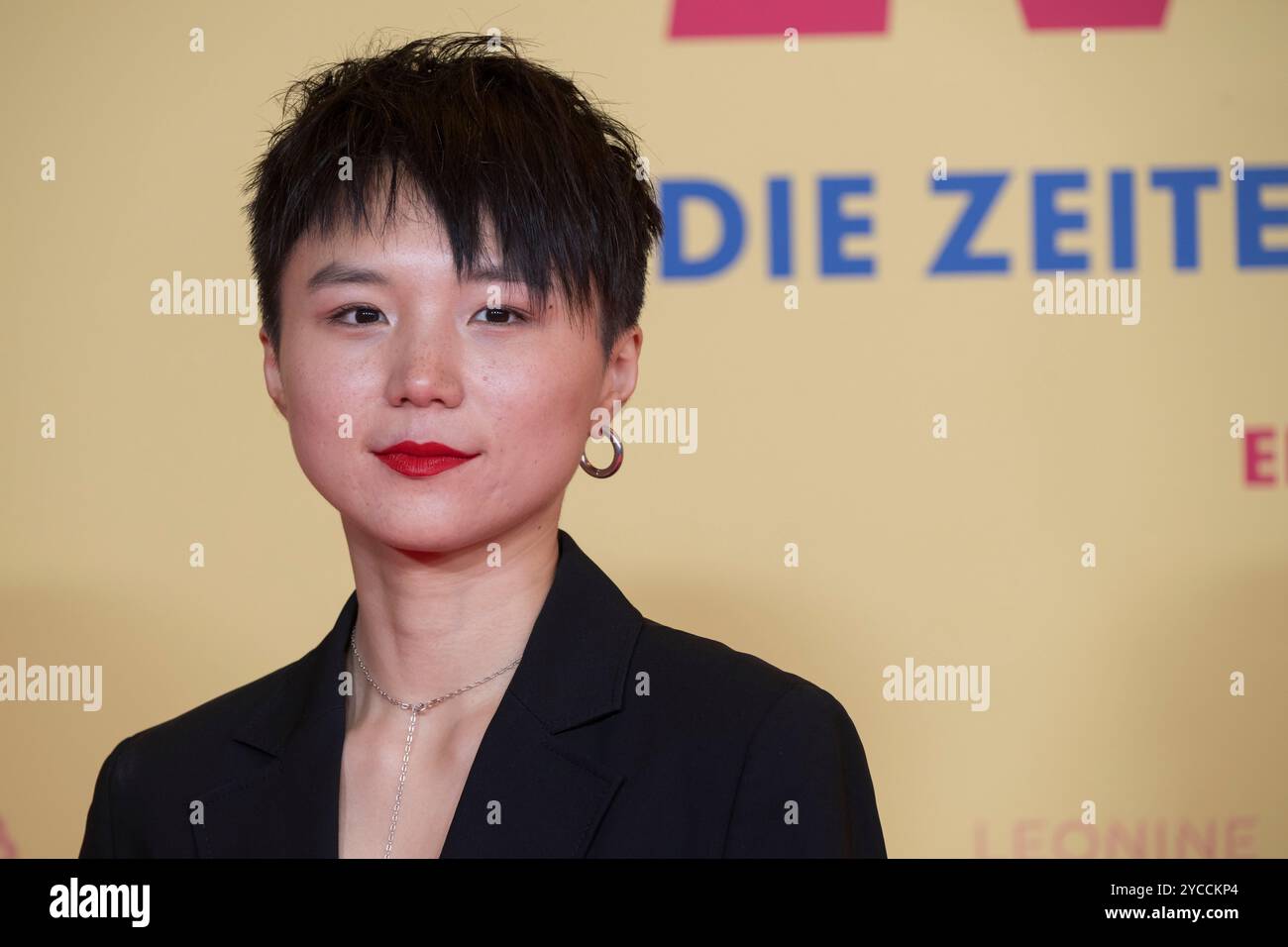 Munich, Germany. 22nd Oct, 2024. Yun Huang on the red carpet at the ...