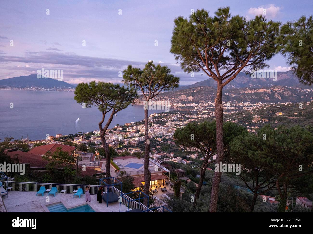 Sorrento and mt vesuvius hi-res stock photography and images - Alamy