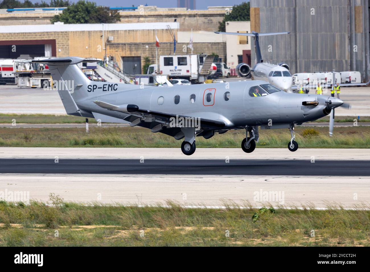 Enter Air Executive Services Pilatus PC-12-47E (PC-12 NG) (REG: SP-EMC ...