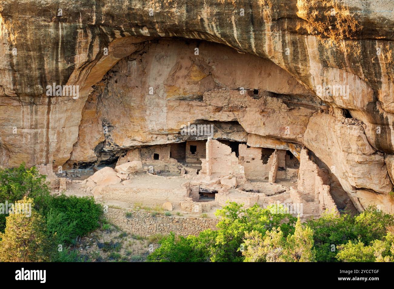 Native American Cliff Dwellings, Mesa Verde National Park, Mesa Verde ...