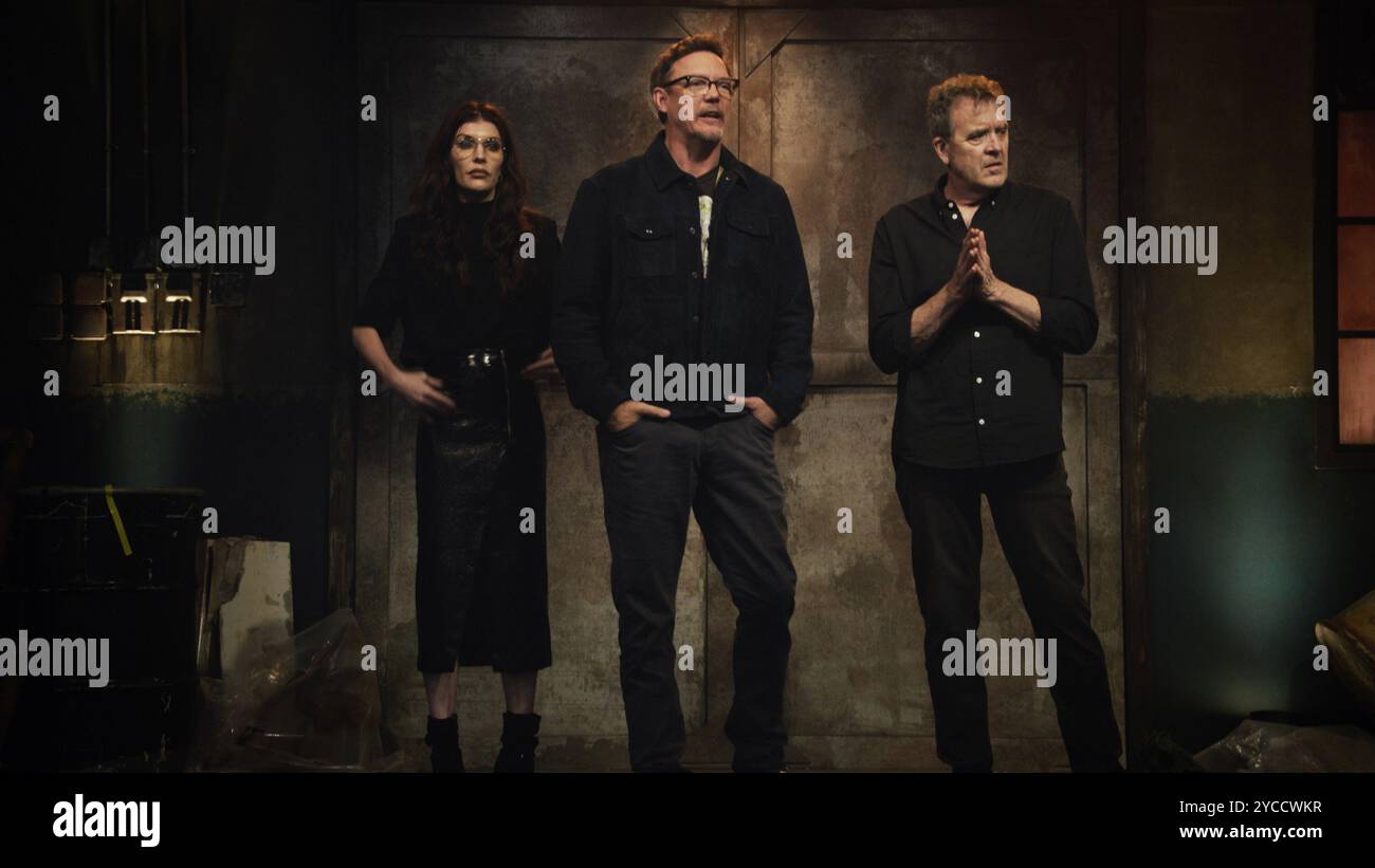 KILLER CAKES, from left: Ashley Levy, host Matthew Lillard, Tom ...