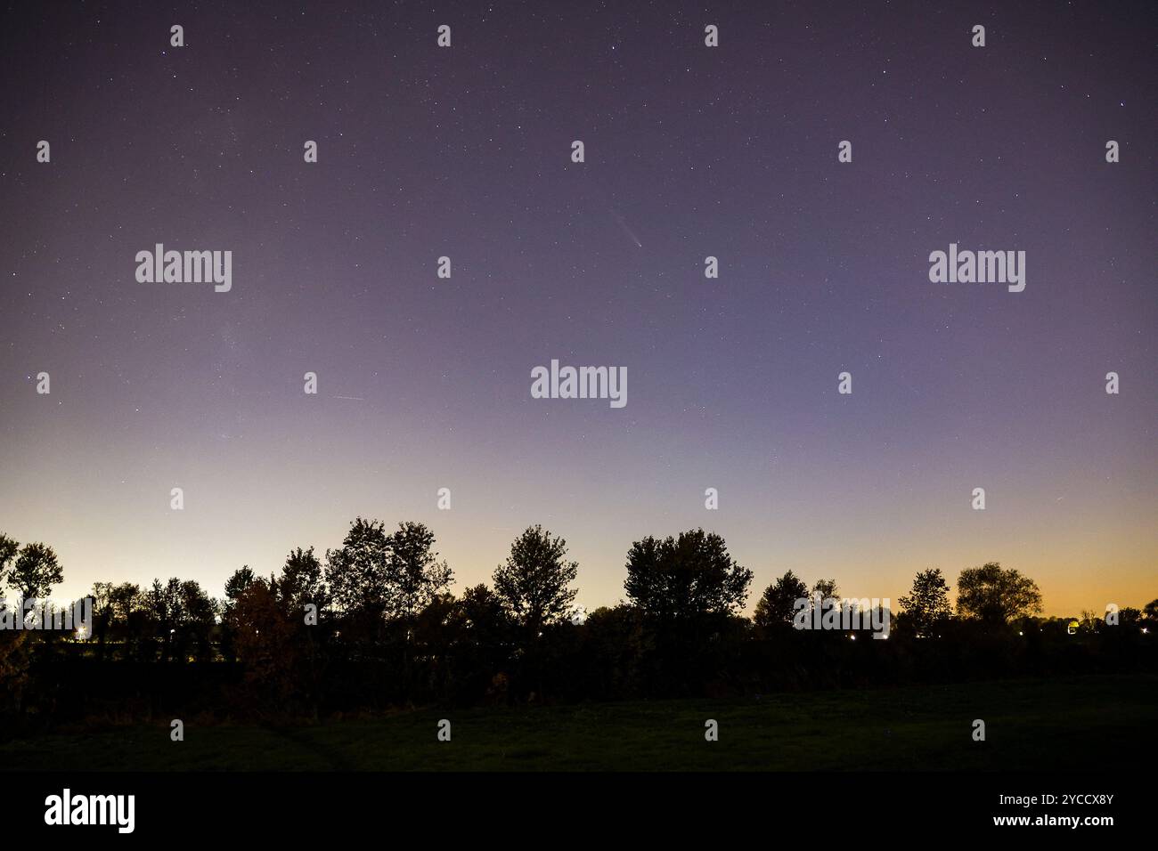 Croatia. 22nd Oct, 2024. Comet Atlas observed from Zagreb. Comet of the ...