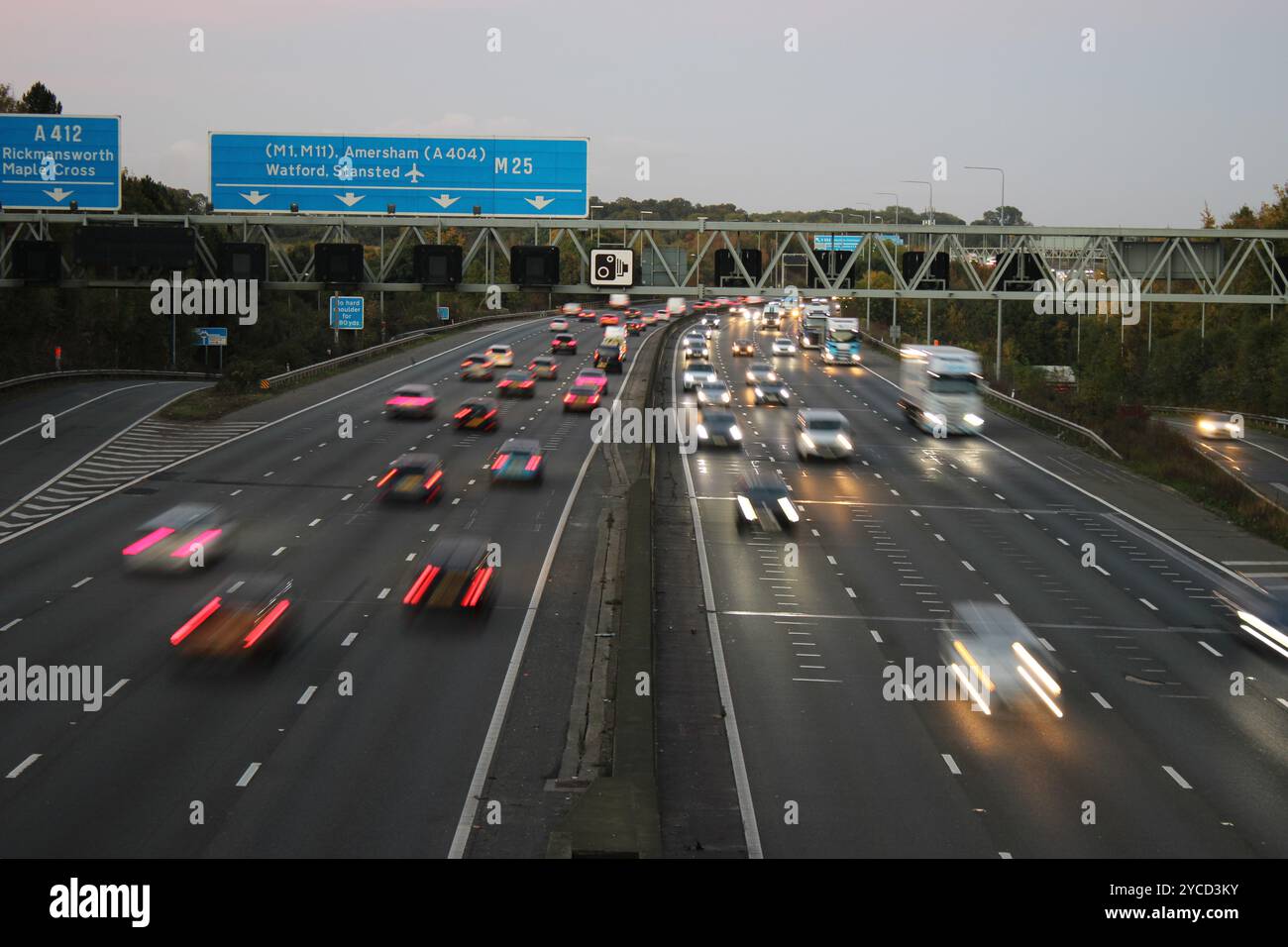 M25 motorway rickmansworth hi-res stock photography and images - Alamy