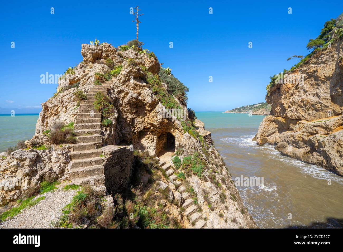 Grotta delle colombe hi-res stock photography and images - Alamy