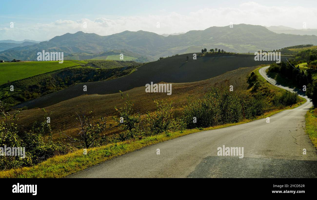 Landscapes and colors of the spring flowering of the Emilia-Romagna ...