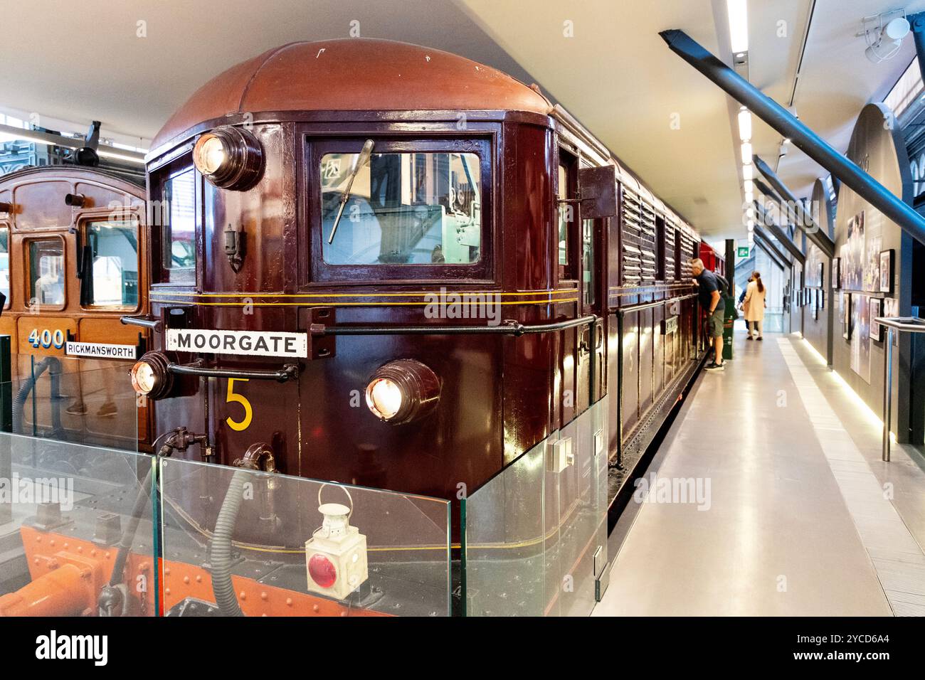 Metropolitan railway electric locomotive from 1922, London Transport ...