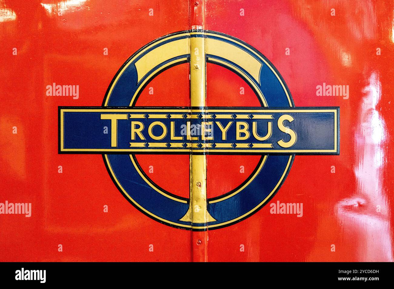 London trolleybus logo hi-res stock photography and images - Alamy