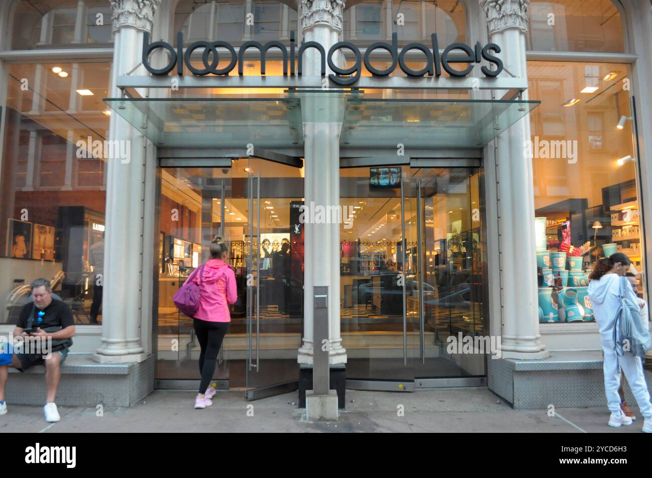 New York, USA. 21st Oct, 2024. A Bloomingdale's store is seen in the SoHo neighborhood in ...