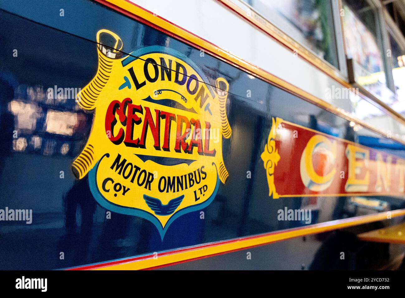 Close-up of Leyland X2 type motorbus from 1908, London Transport Museum ...