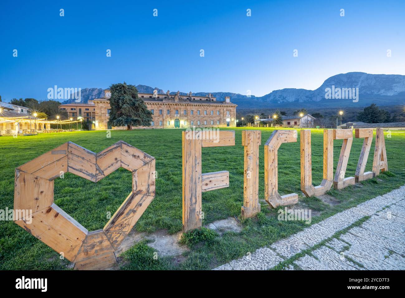 Royal tour italy hi-res stock photography and images - Alamy