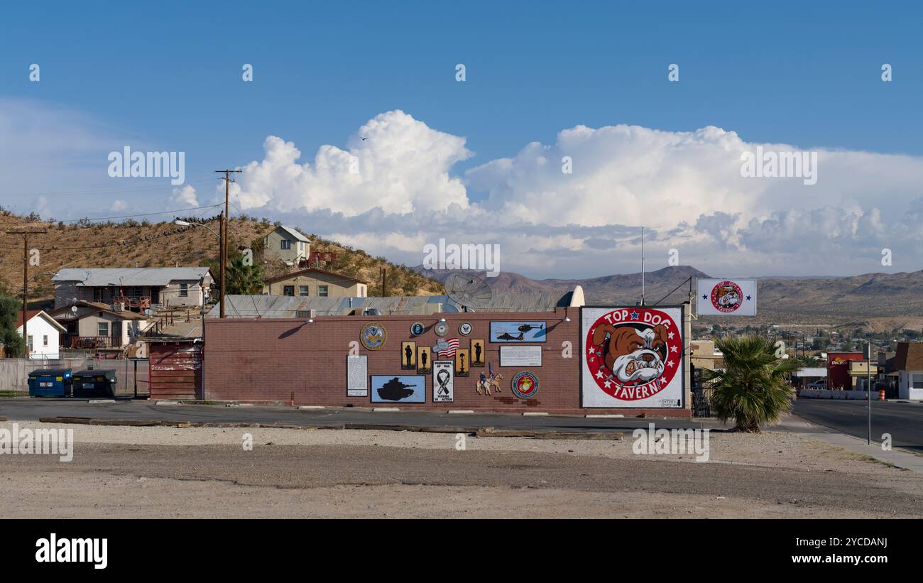 California strip mall hi-res stock photography and images - Alamy