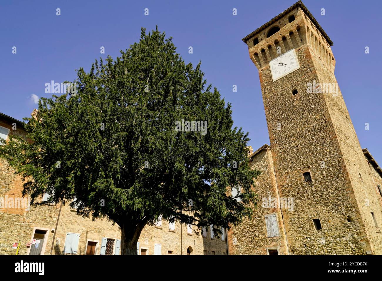 the medieval castle of Levizzano, circuit of the Emilian castles ...