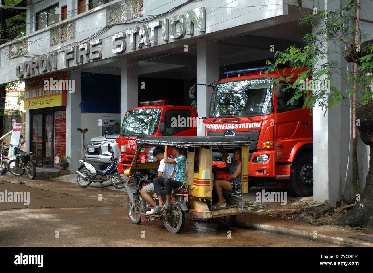 Philippines fire engine hi-res stock photography and images - Alamy