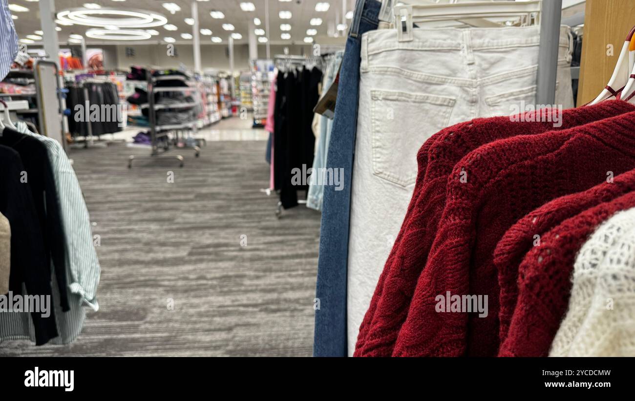 Organized store layout hi-res stock photography and images - Alamy
