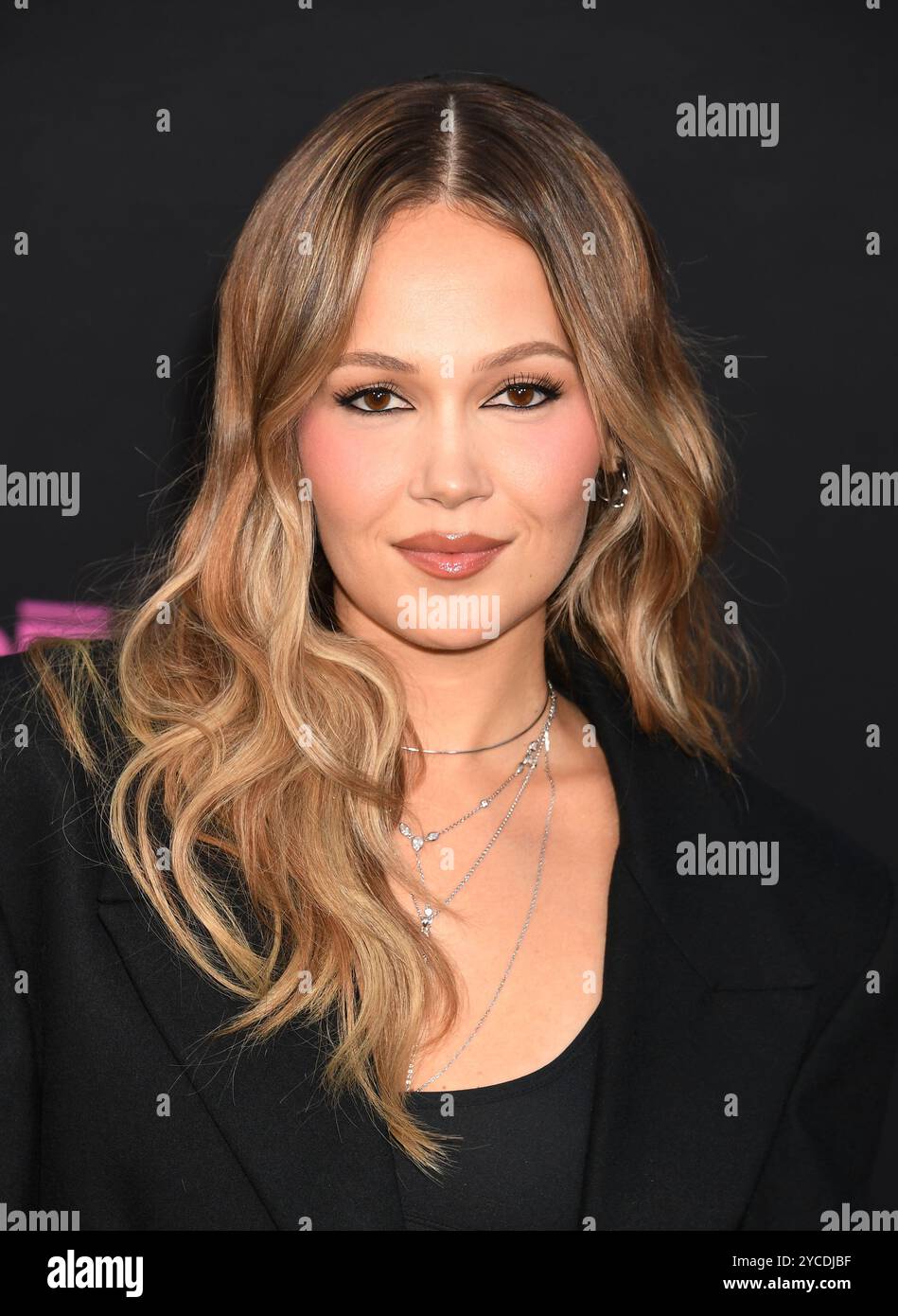 LOS ANGELES, CALIFORNIA - OCTOBER 21: Kelli Berglund attends the Los ...