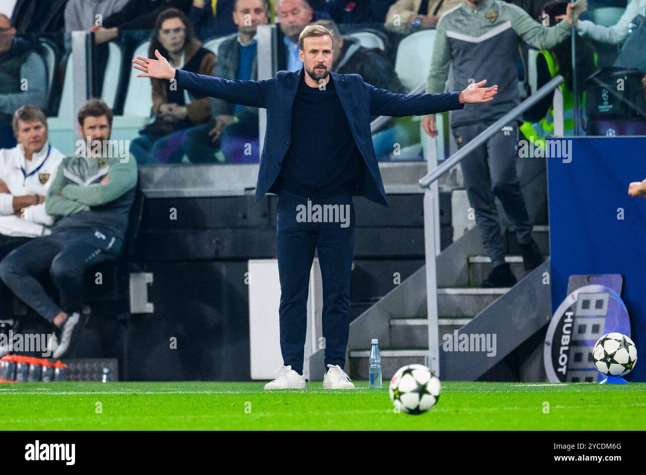 22 October 2024, Italy, Turin: Soccer: Champions League, Juventus Turin ...