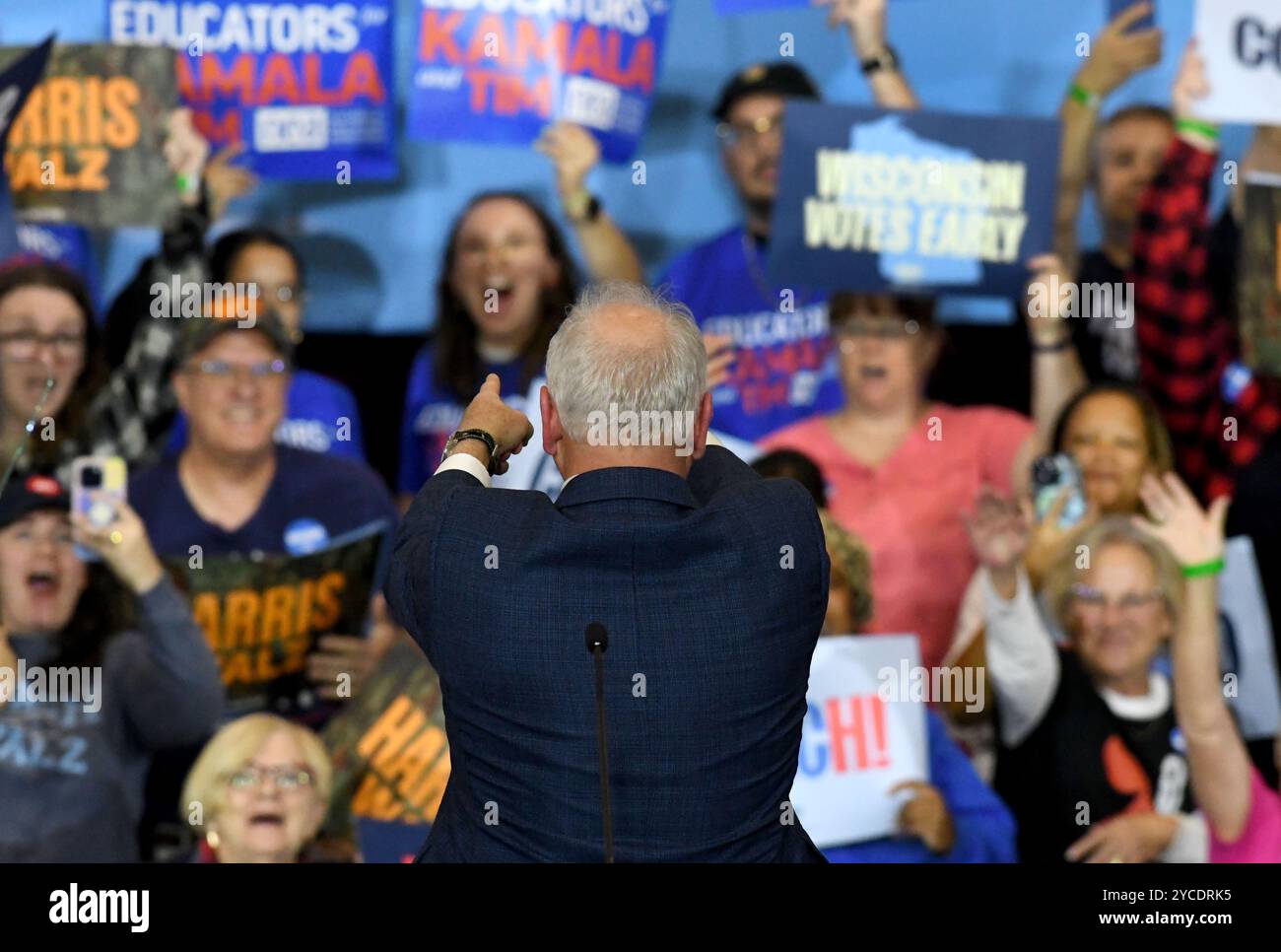 Racine, Wisconsin, USA. 22nd Oct, 2024. Democratic Vice Presidential ...
