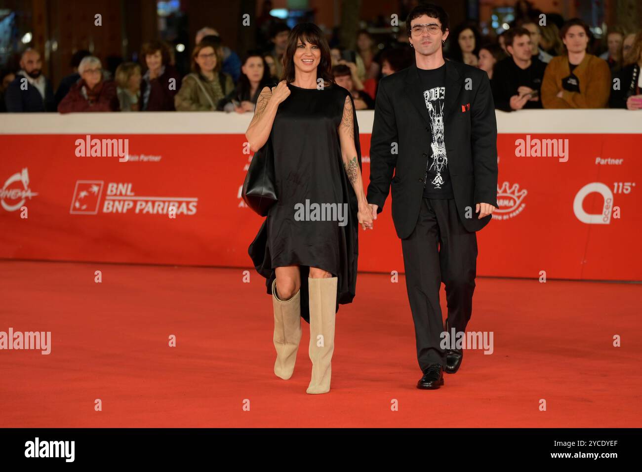 Asia Argento (l) and Simone Bozzelli (r) attend the red carpet of movie ...