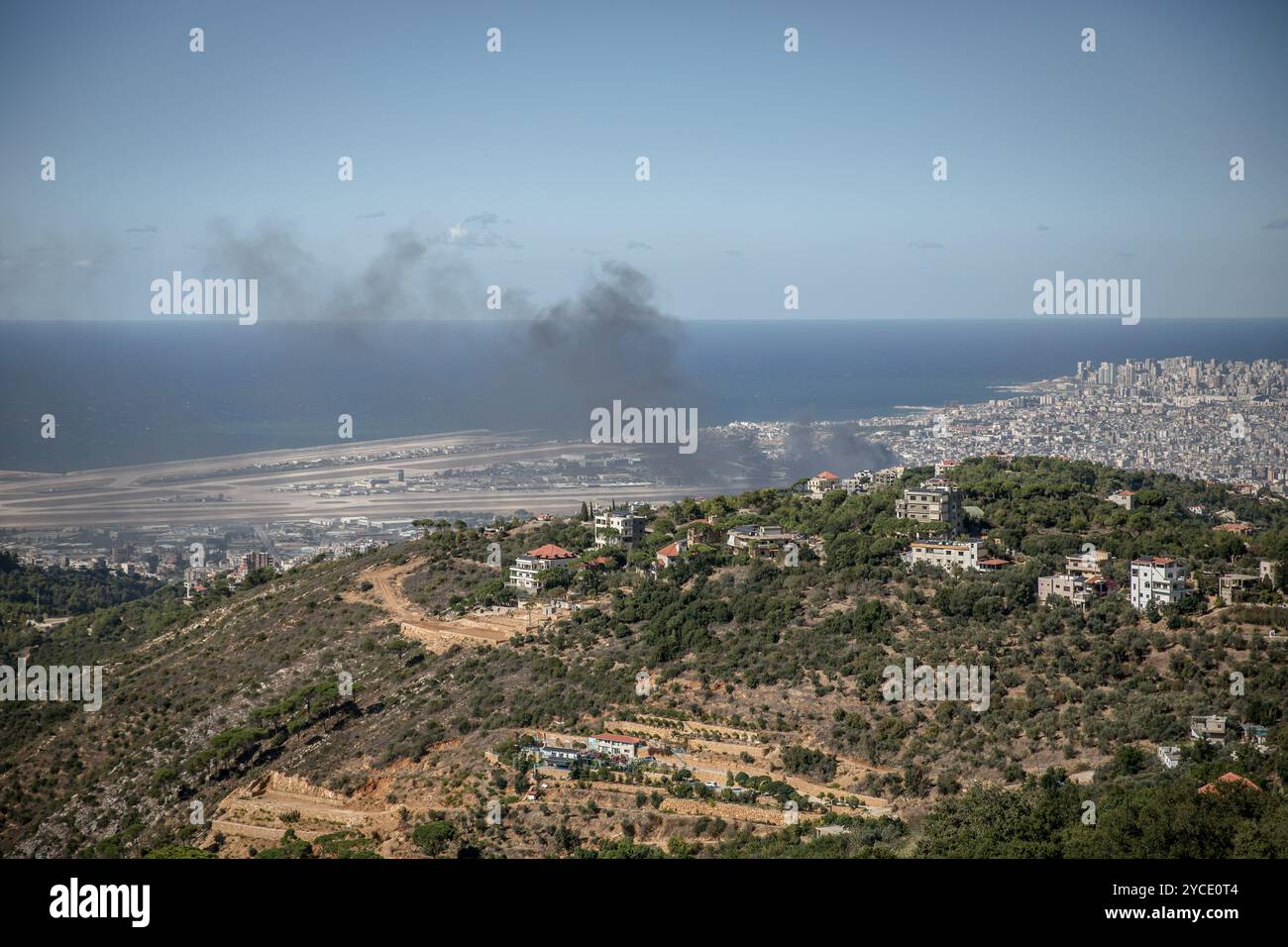 Beirut, Lebanon. 22nd Oct, 2024. Black smoke is seen in the aftermath ...