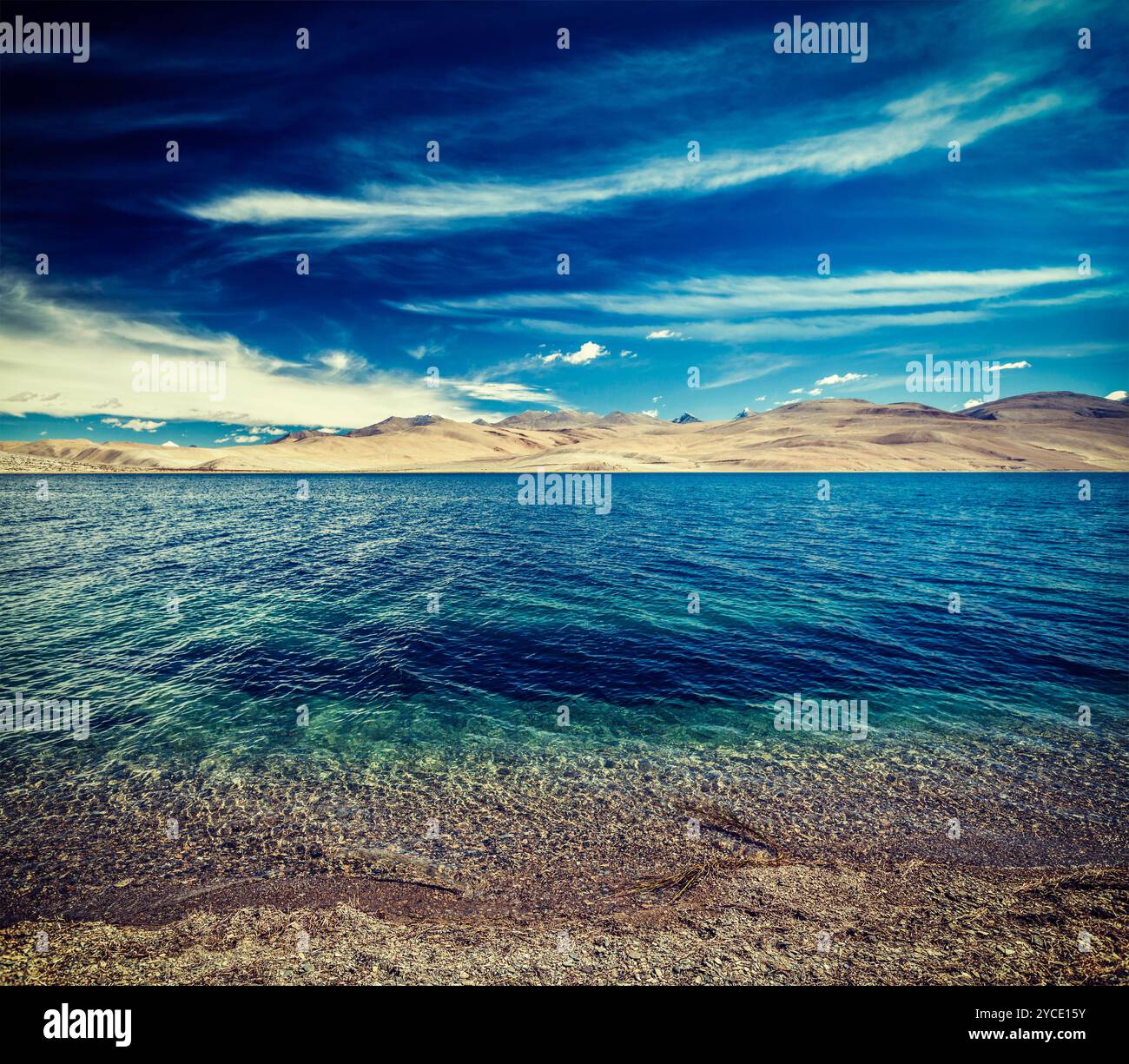 Tso Moriri lake in Himalayas, Ladakh, India Stock Photo - Alamy