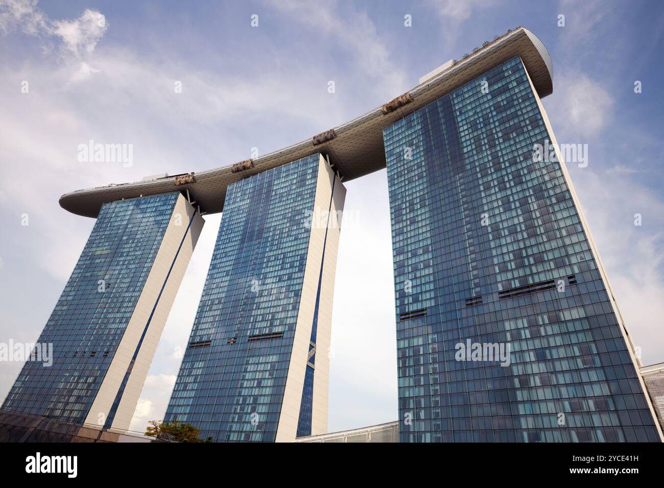 Iconic Marina Bay Sands building in Singapore Stock Photo - Alamy