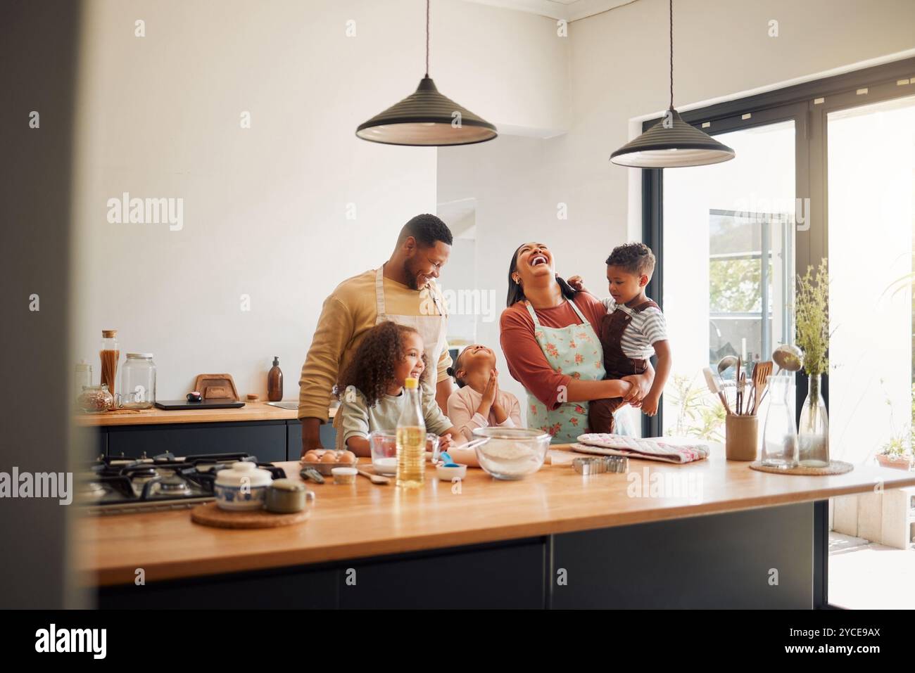 Parents learn cook hi-res stock photography and images - Alamy