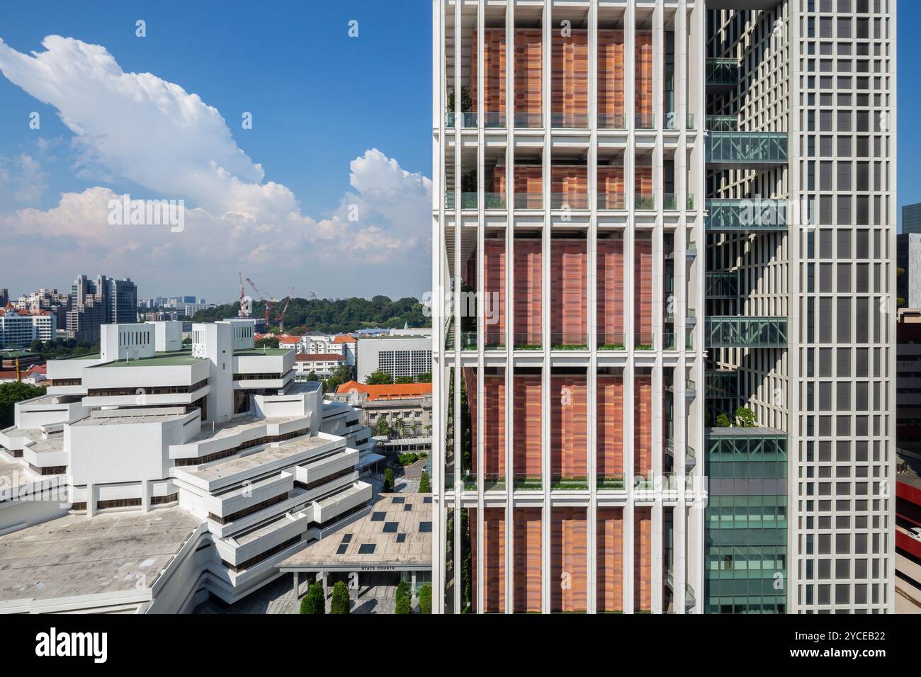 Architecture skyscraper of The States Court of Singapore. Link bridges ...