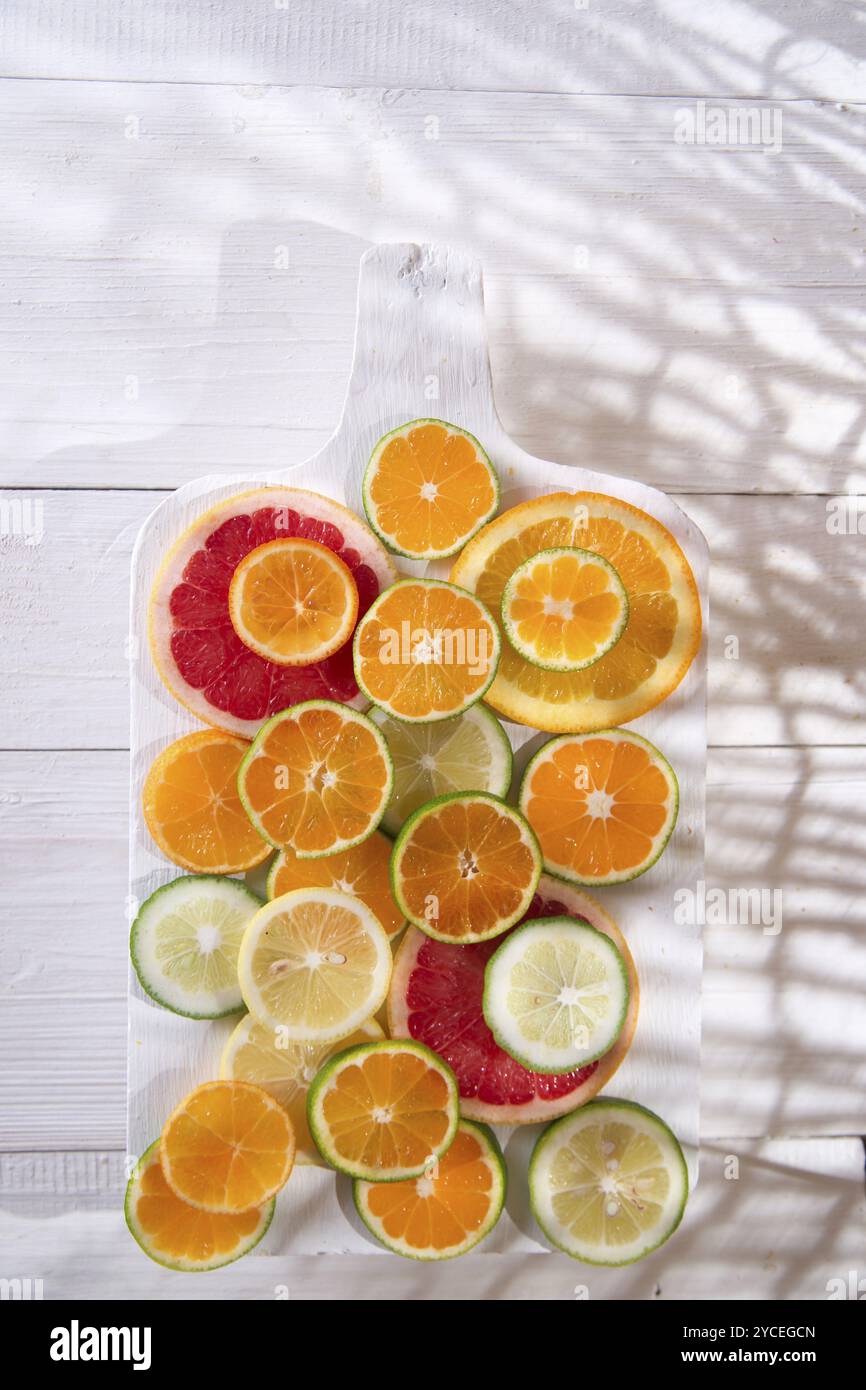 Presenting a blend of citrus slices of different types Stock Photo - Alamy
