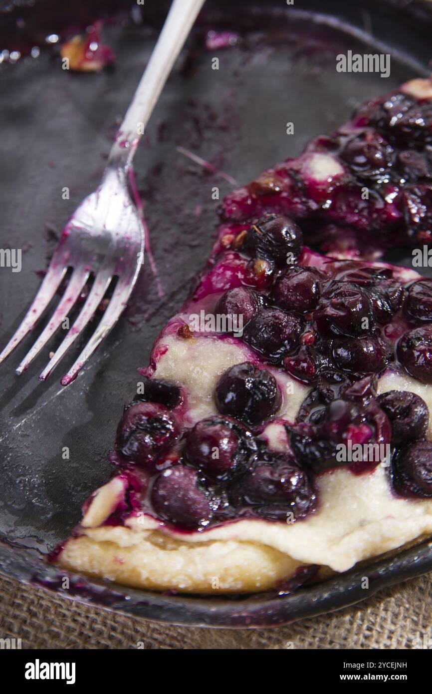 Dolce typical Tuscan focaccia with red grape strawberry Stock Photo - Alamy