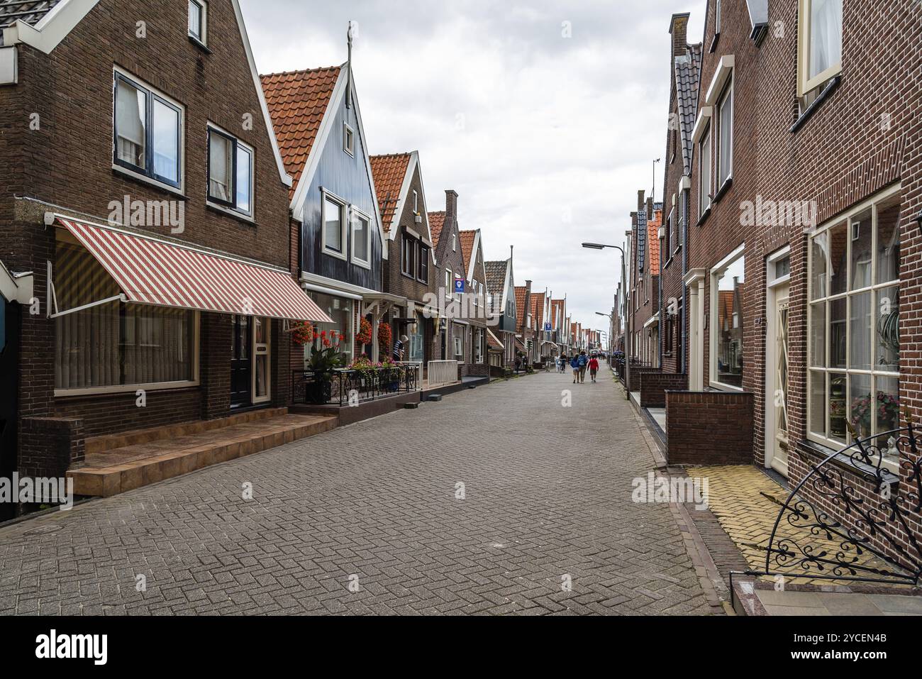 Veolendam, Netherlands, August 08, 2016. Main street of Volendam ...