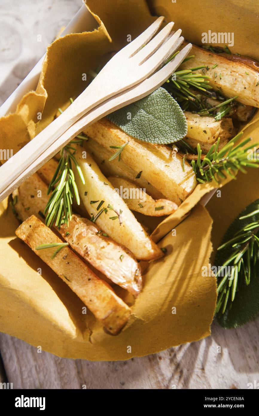 Potato chips display hi-res stock photography and images - Alamy